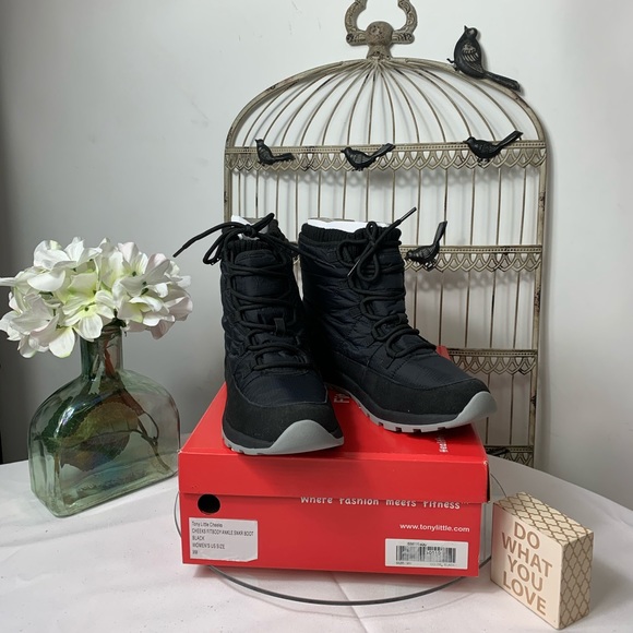 Cheeks | Shoes | Cheeks Fitbody Ankle Snkr Boot | Poshmark